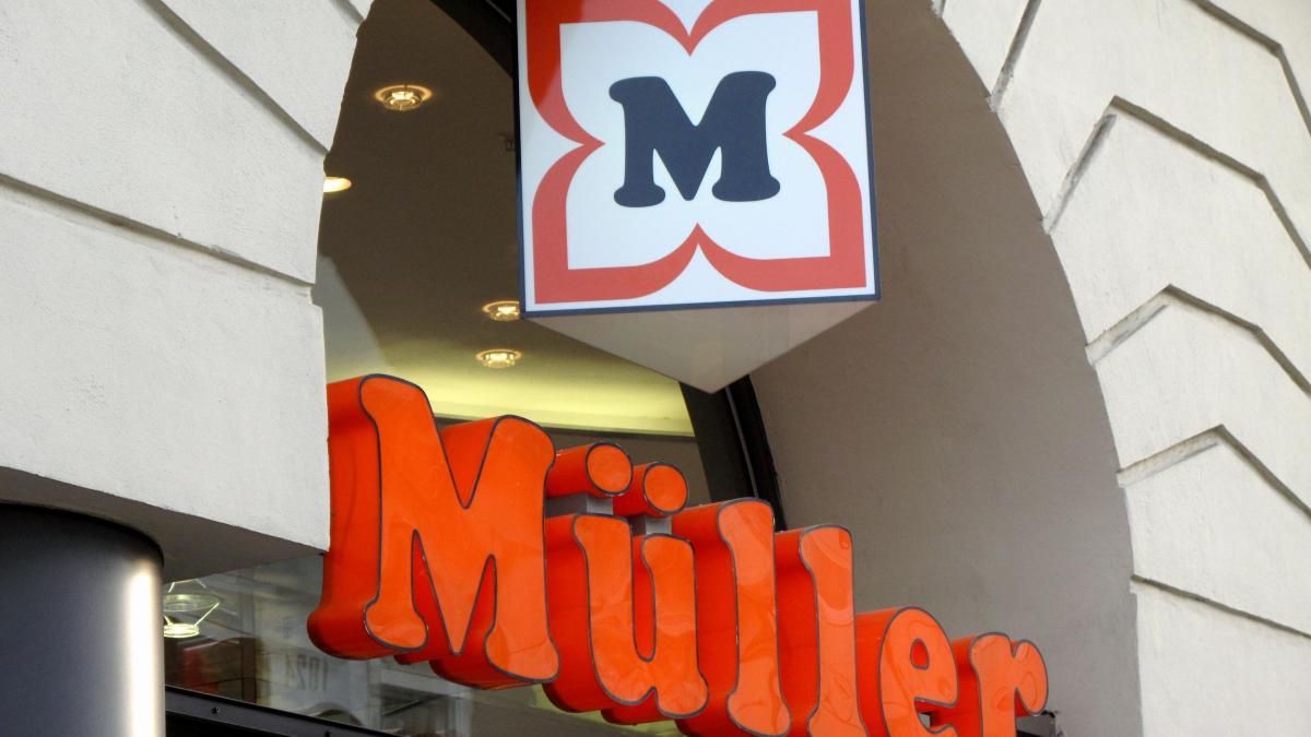 Milliardum Logo, image, download logo | LogoWiki.net