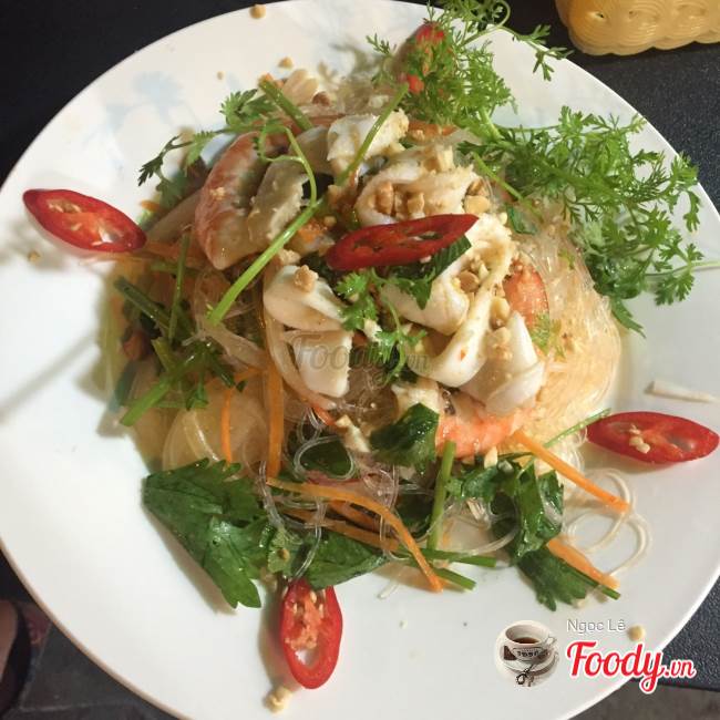 Quynh Minh Quan Logo, image, download logo | LogoWiki.net